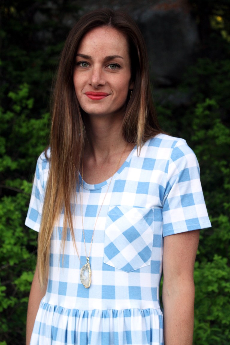 Seamly Tee Dress Hack with BOLT by Girl Charlee – The Sara Project