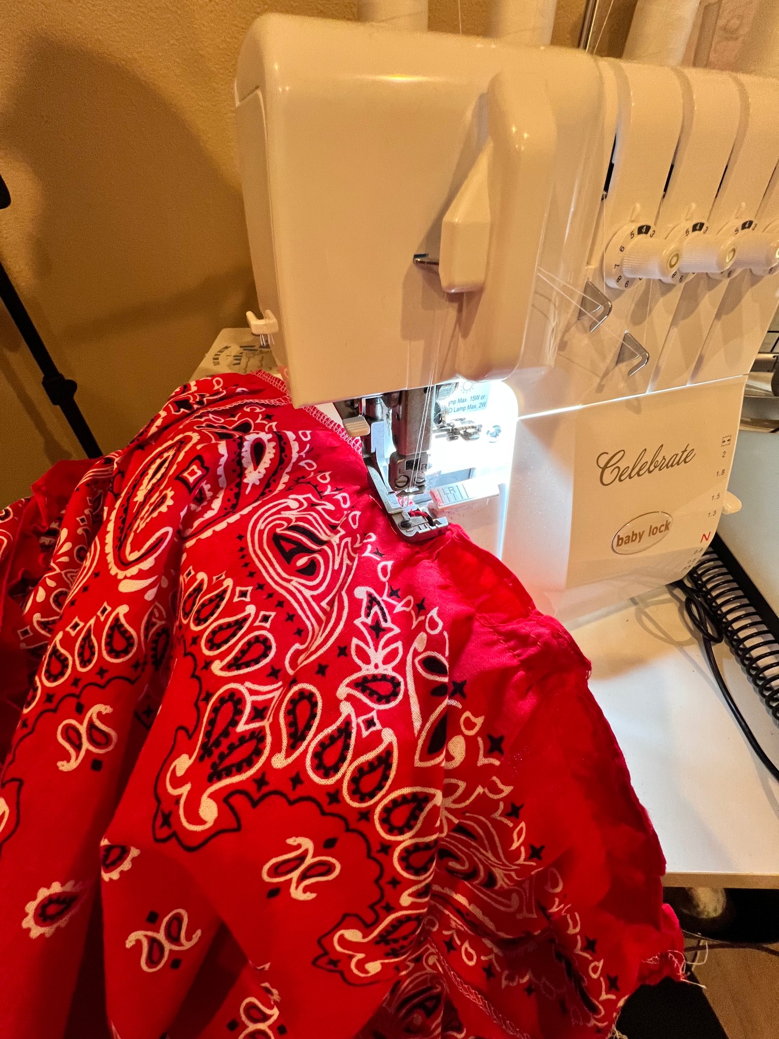 One Size Fits All Bandana Skirt Tutorial – The Sara Project