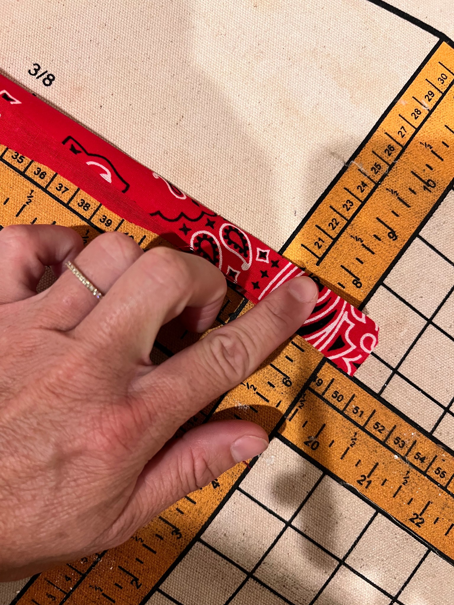 One Size Fits All Bandana Skirt Tutorial – The Sara Project