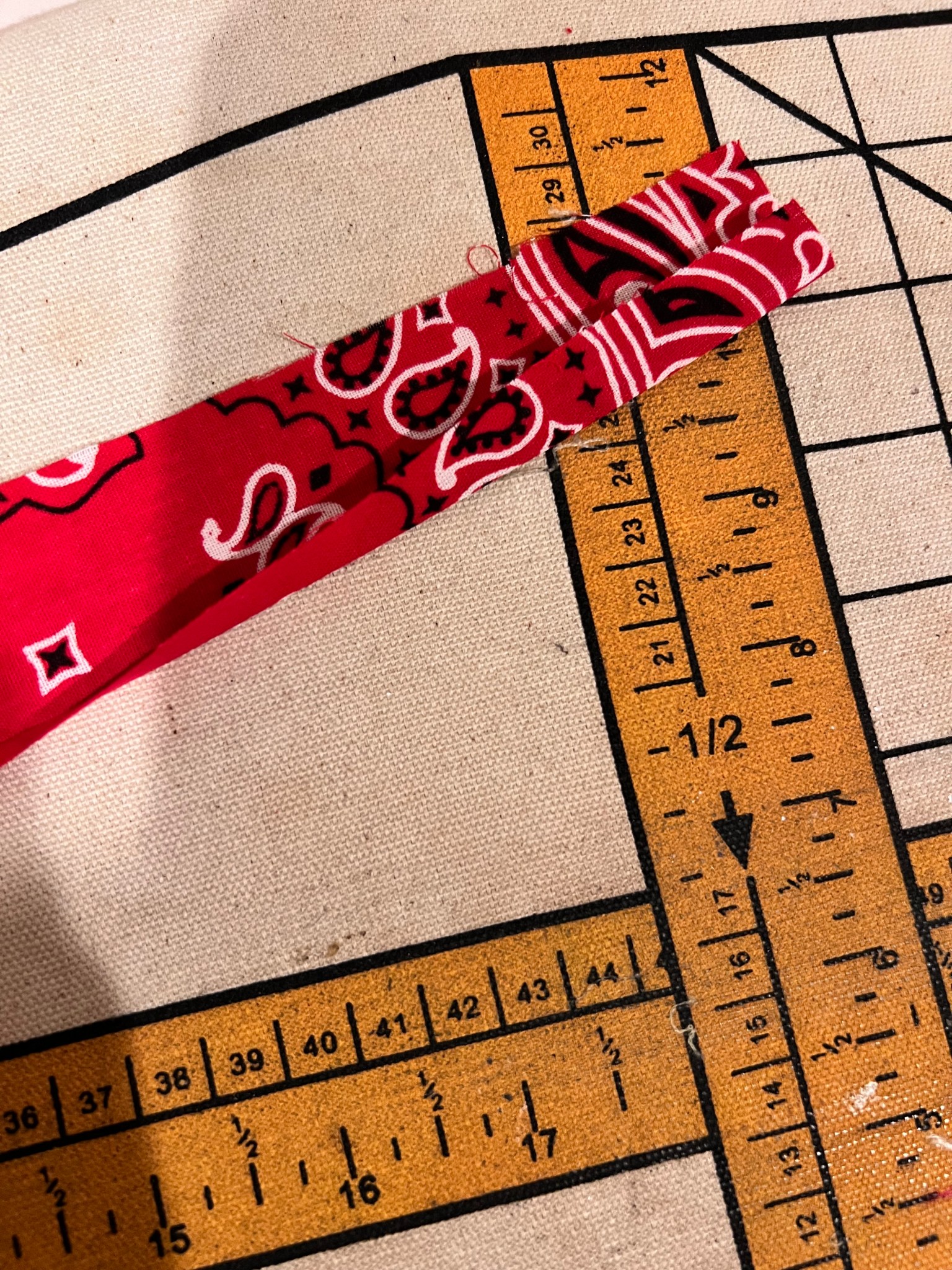 One Size Fits All Bandana Skirt Tutorial – The Sara Project
