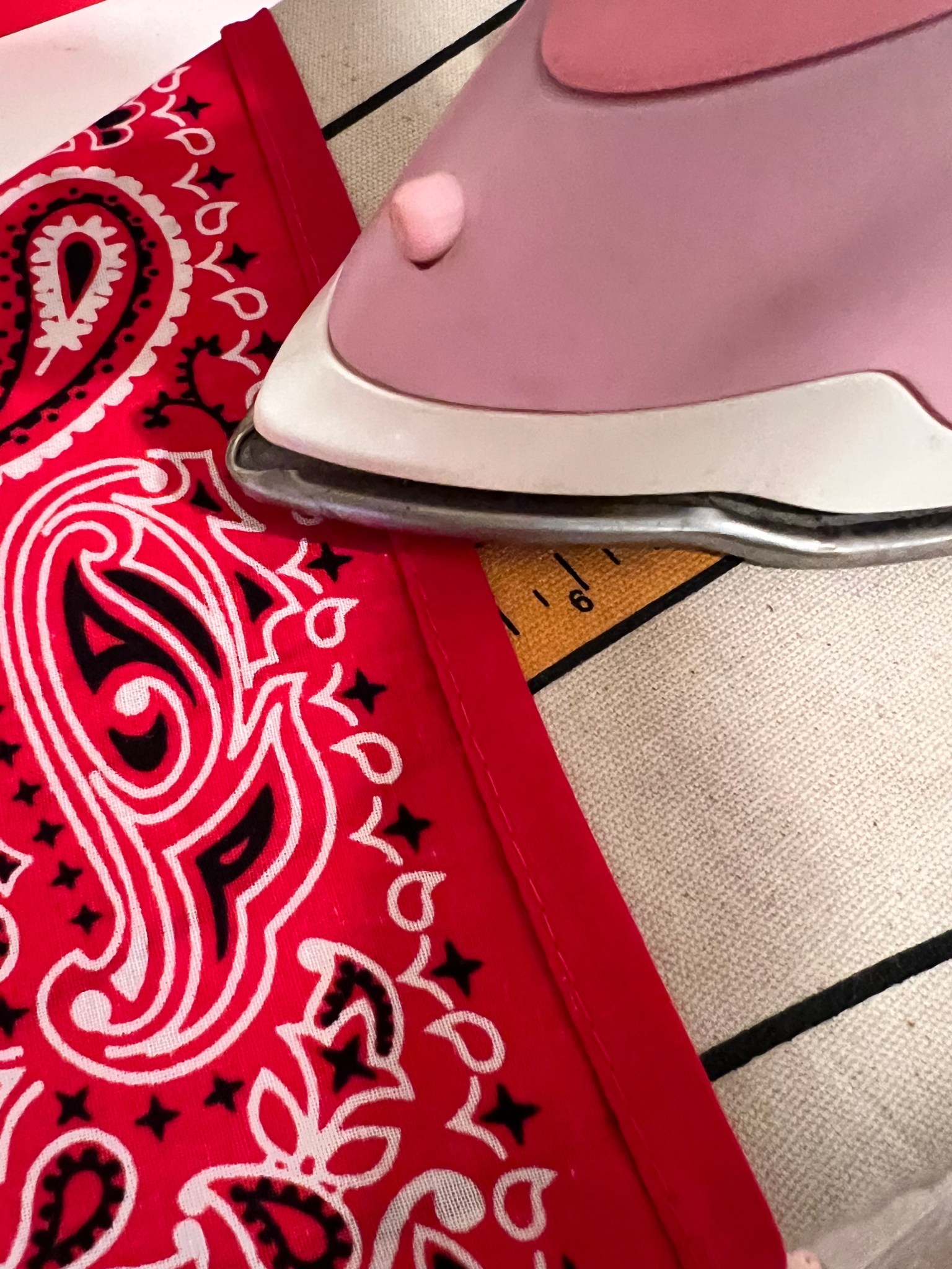 One Size Fits All Bandana Skirt Tutorial – The Sara Project