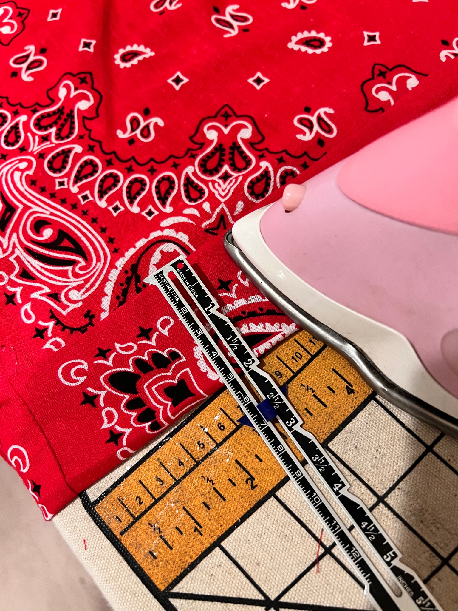 One Size Fits All Bandana Skirt Tutorial – The Sara Project