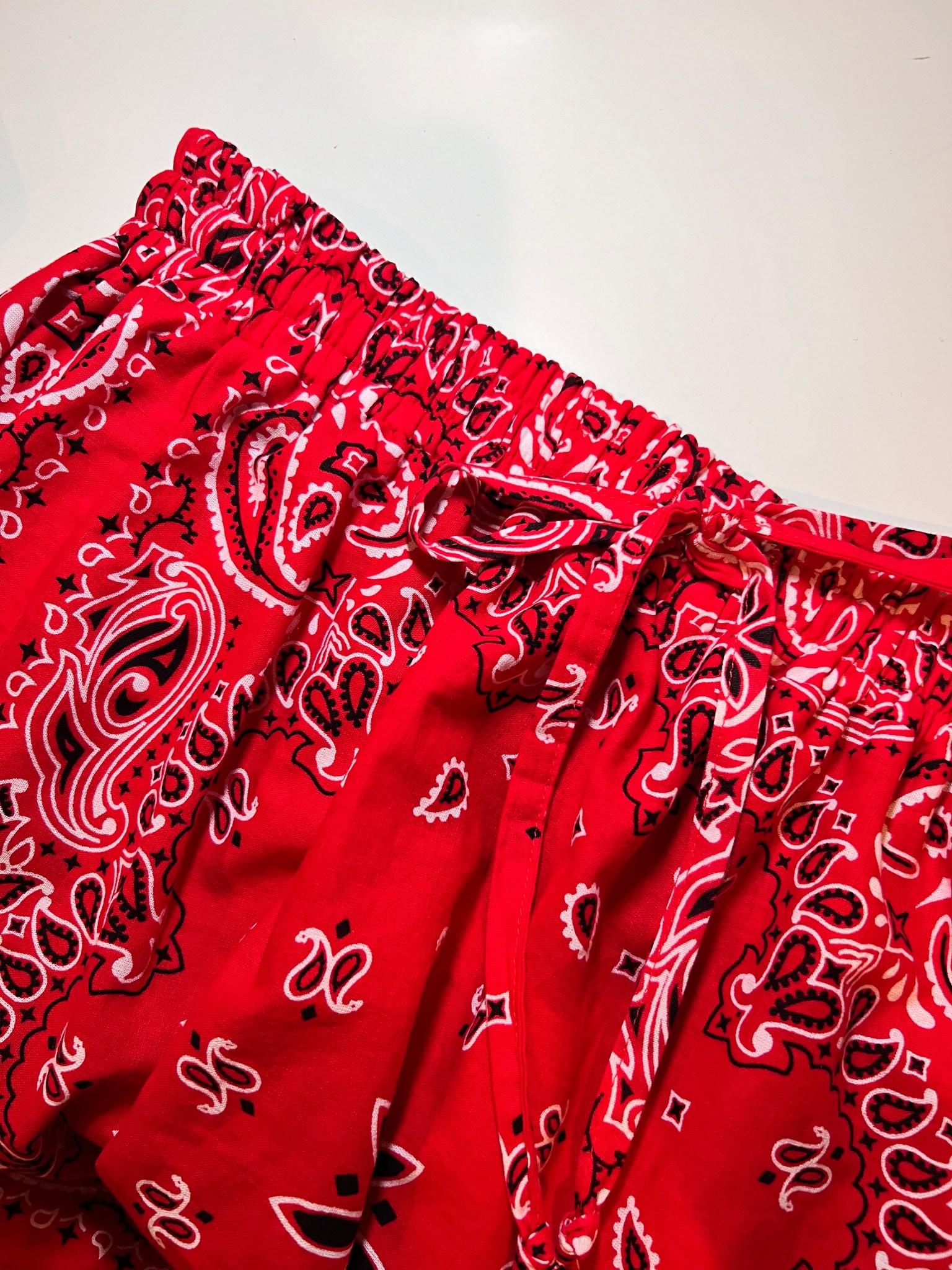 One Size Fits All Bandana Skirt Tutorial – The Sara Project